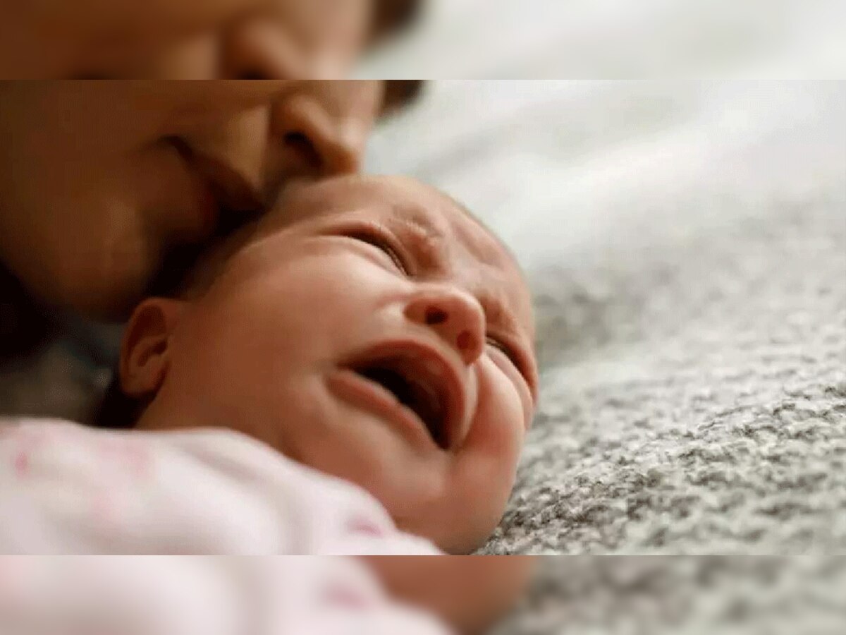 Know why your infant cries at night how to keep quiet | जानें रात में ...