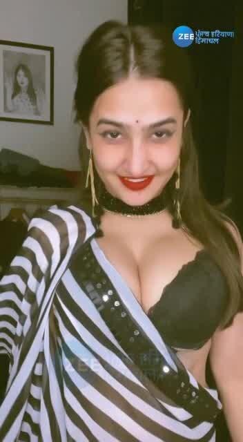 Teri Jhalak Ashrafi Srivalli Naina Madak Barfi Is Going Viral Video