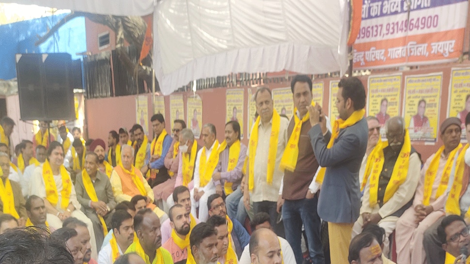 Valmiki Samaj temple Shiva resolves of whole society, leaving caste ...