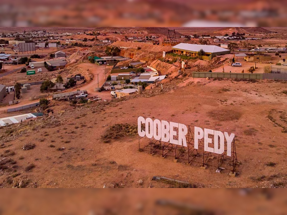 Australia Coober Pady village is the only village in the world that is ...