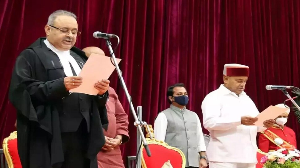 Life threat to Karnatak HC Chief Justice Ritu Raj Awasthi | ହିଜାବ ...