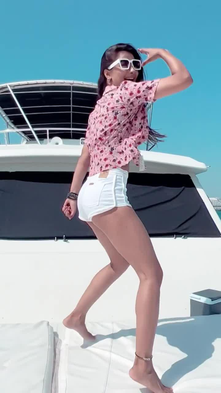 Namrita Malla dancing over ship on do ghoot song video viral on ...