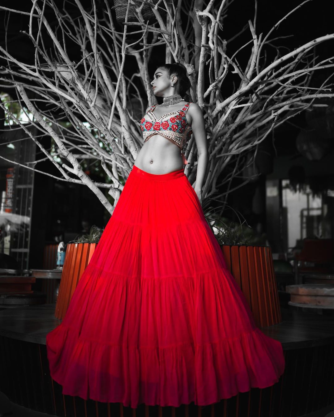 Tina Datta aka Uttaran Icha looks hot in red skirt eyes stuck on ...