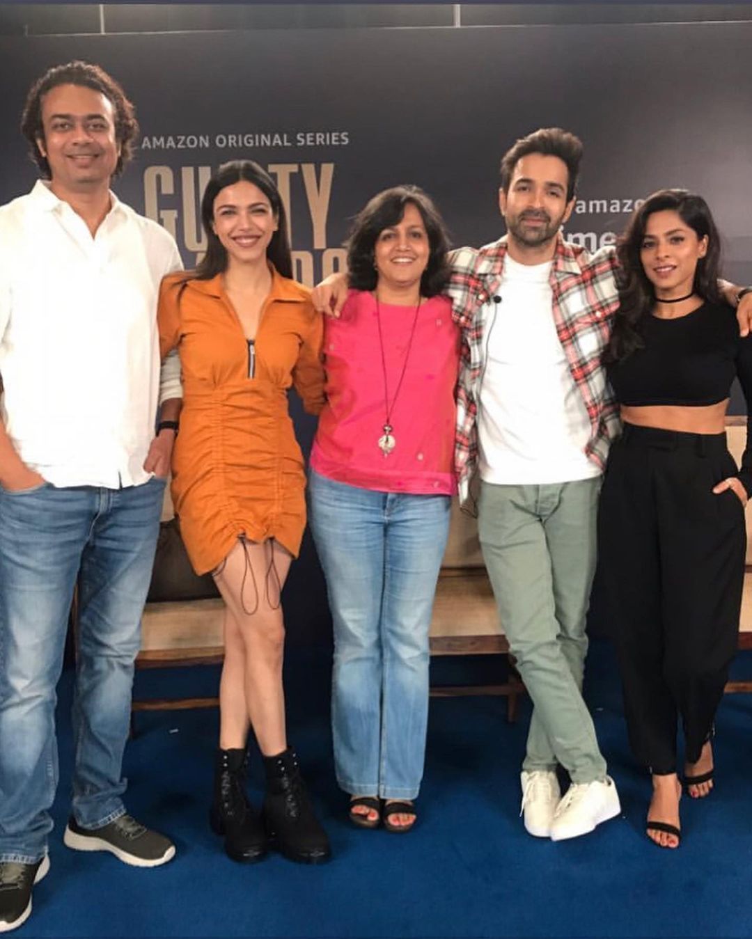 Mirzapur Sweety Gupta aka Shriya Pilgaonkar wear tight mustard color ...
