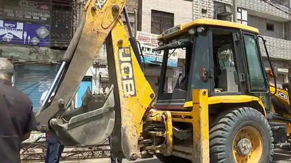 Bulldozer is in news now, know history & invention of this machine ...