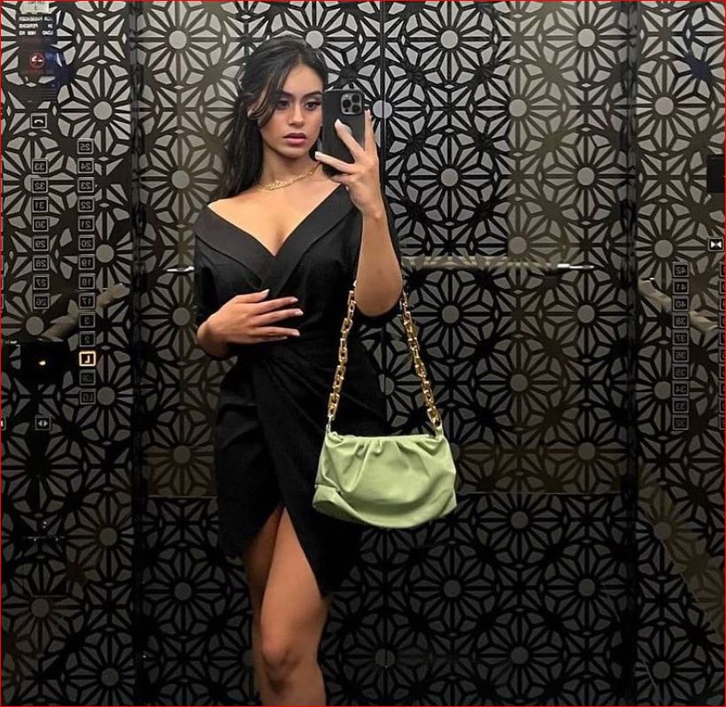 Ajay Devgan And Kajols Daughter Nysa Devgan Hot Pics କୌଣସି ବଲିଉଡ