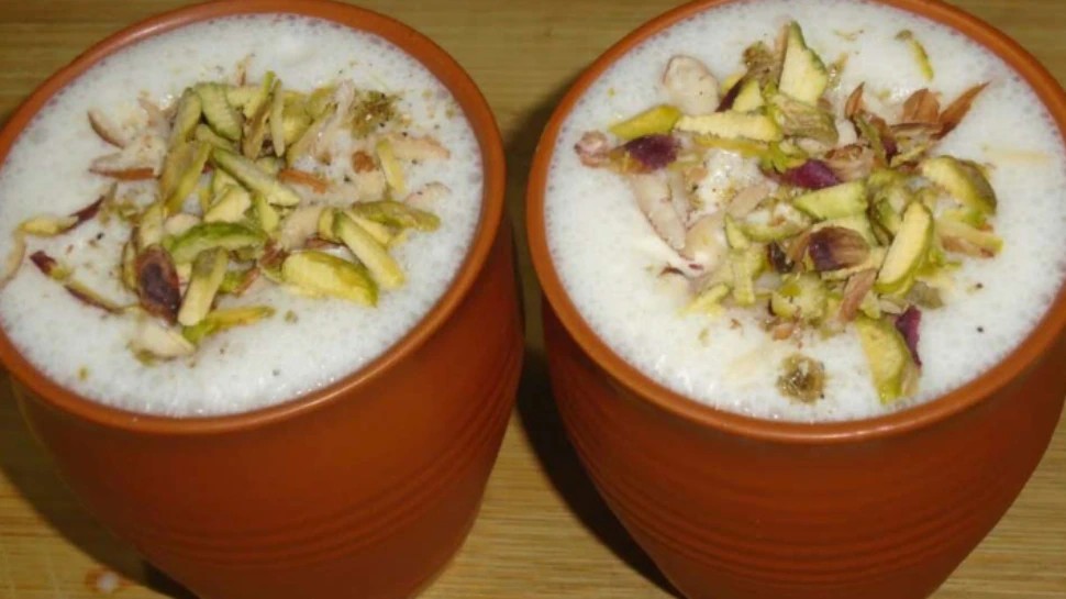 Punjabi Lassi recipe in hindi easy punjabi lassi at home quick recipe ...