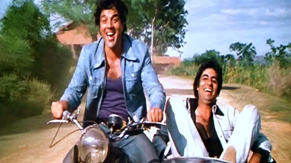Two monkeys cycled like this, people remembered Jai-Veeru's friendship ...
