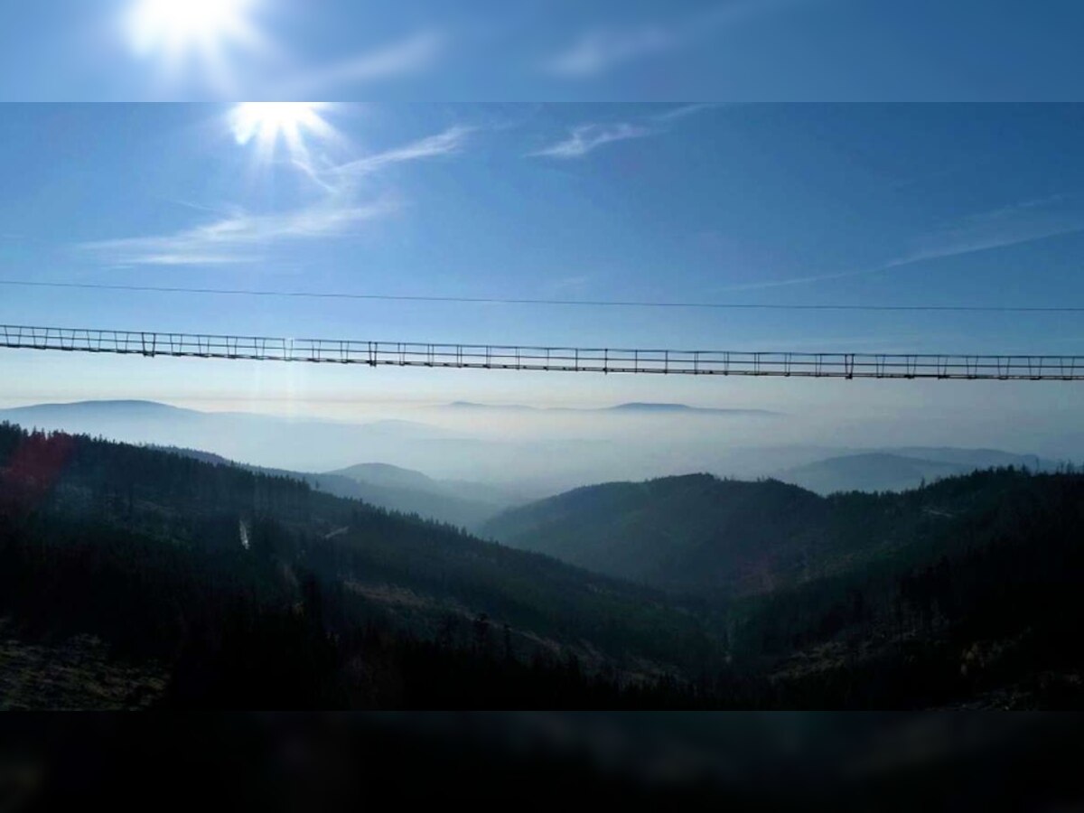 world s longest sky bridge tour begins Can t believe the eyes looking ...