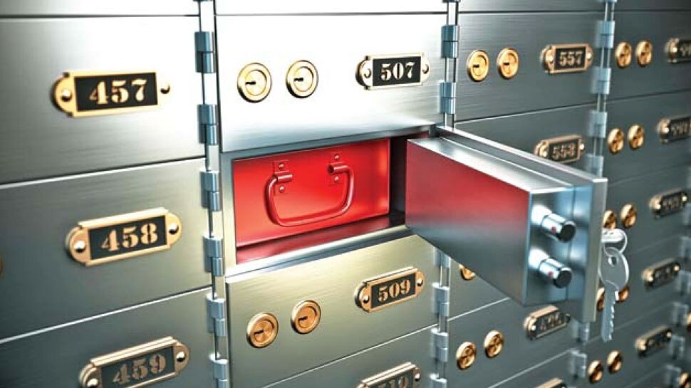 Bank Locker Charges SBI Vs ICICI Bank Vs PNB Vs Axis Bank Bank Locker