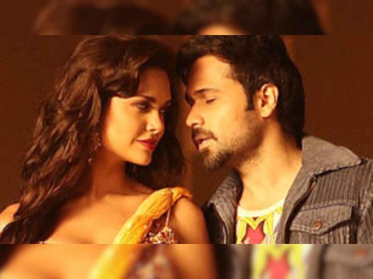 Not only in Aashram 3 Esha Gupta given more bold intimate bed hot scenes in Bollywood films with ...