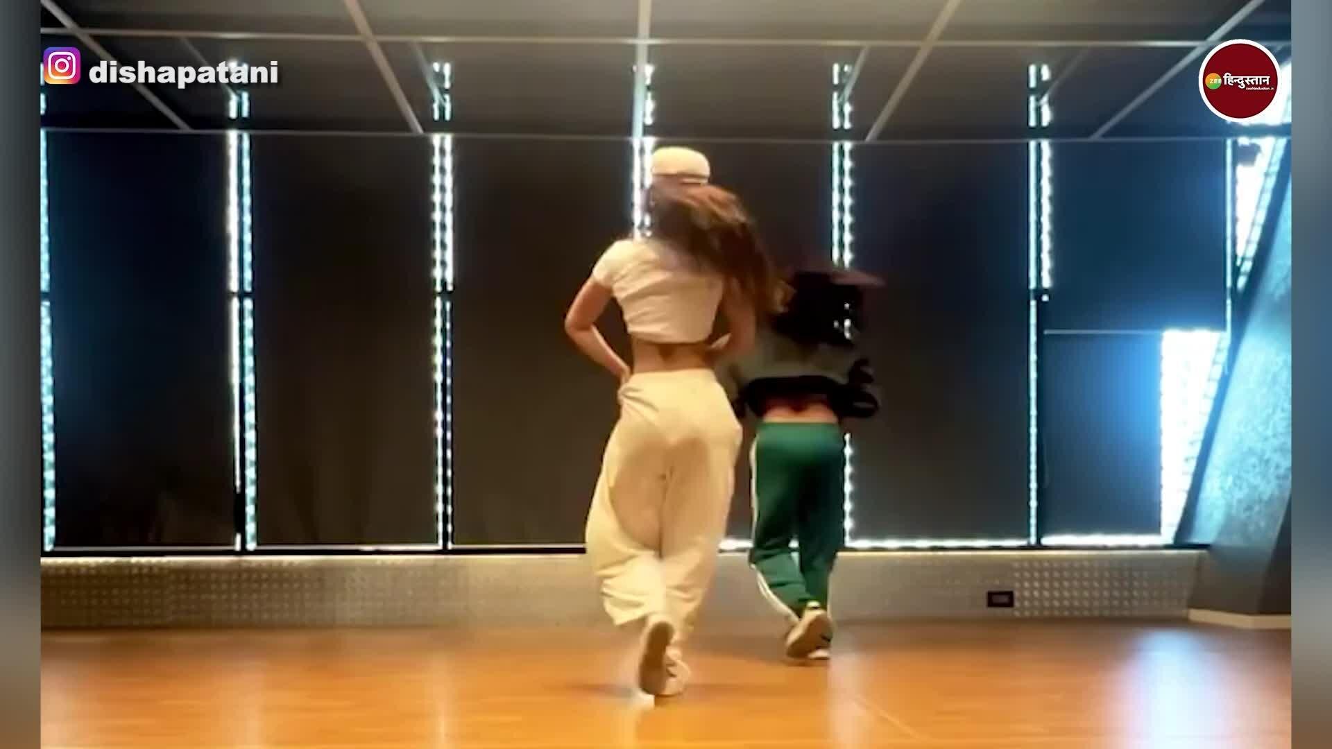 disha patani posted a new video of her dancing fans going mad viral ...