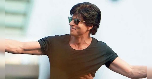 after long hair in Pathaan Shahrukh Khan's new look is now revealed ...