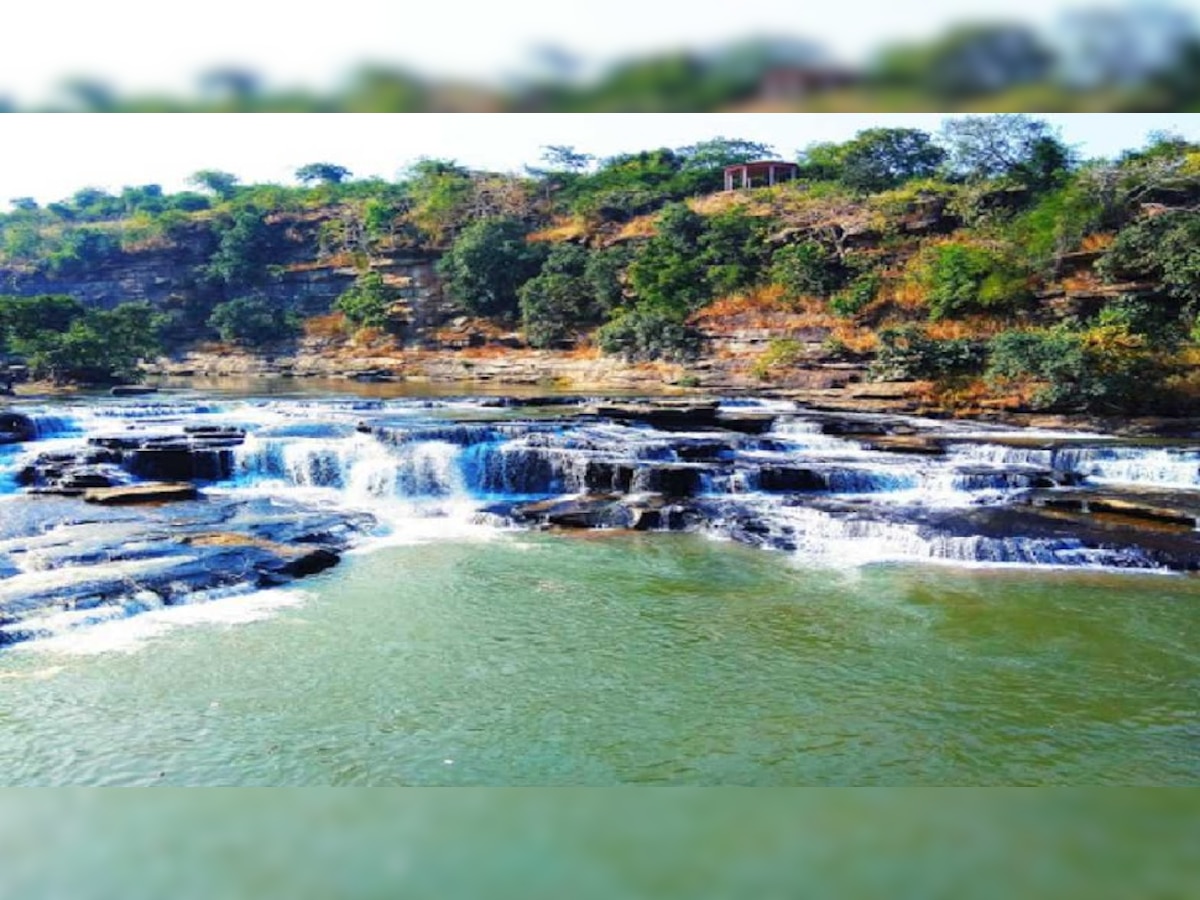 famous waterfalls in uttar pradesh lakhaniya Chuna Dari mukkha ...