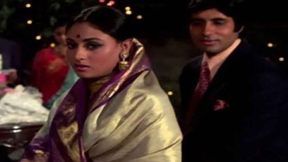 Amitabh Bachchan and Jaya Bachchan when Jaya wore Amitabh's gifted sari in abhimaan movie ...