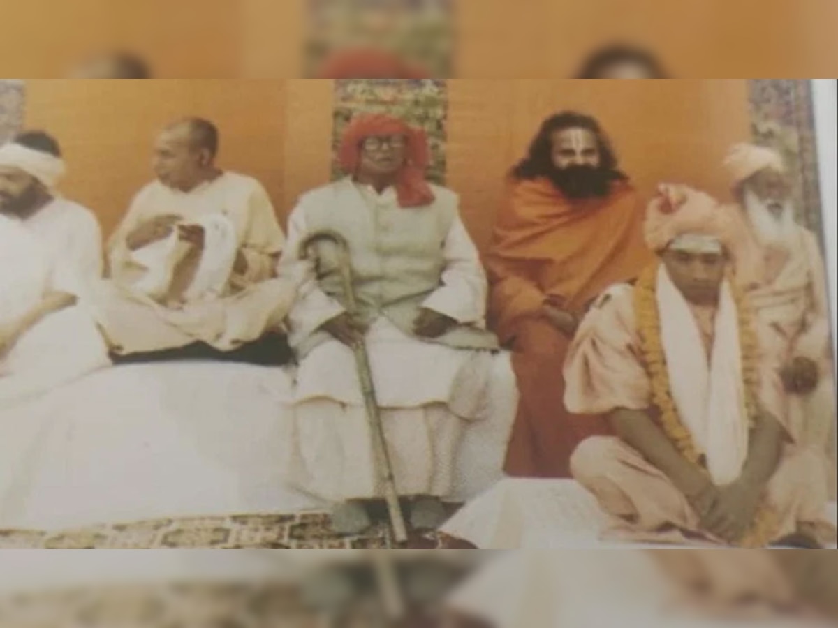 CM Yogi Adityanath 51th Birthday see yogi adityanath childhood to youth ...