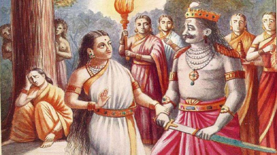Ramayan Story: अहंकार में चूर रावण के पैरों में गिर पड़ी थीं मंदोदरी ...