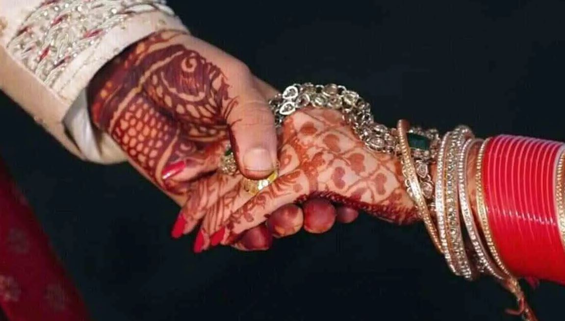 var vadhu paksha me marpeet between marriages bride and groom side ...