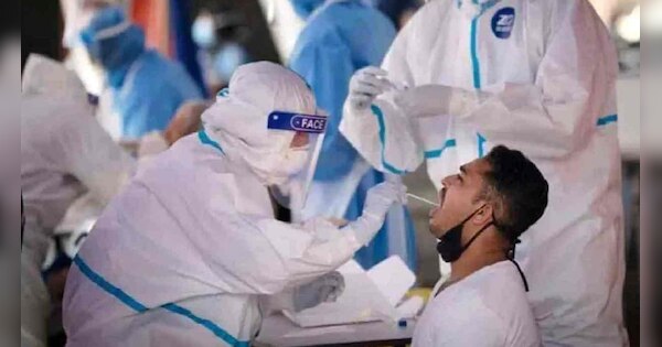 Corona fourth Wave Corona cases started increasing again wearing mask ...