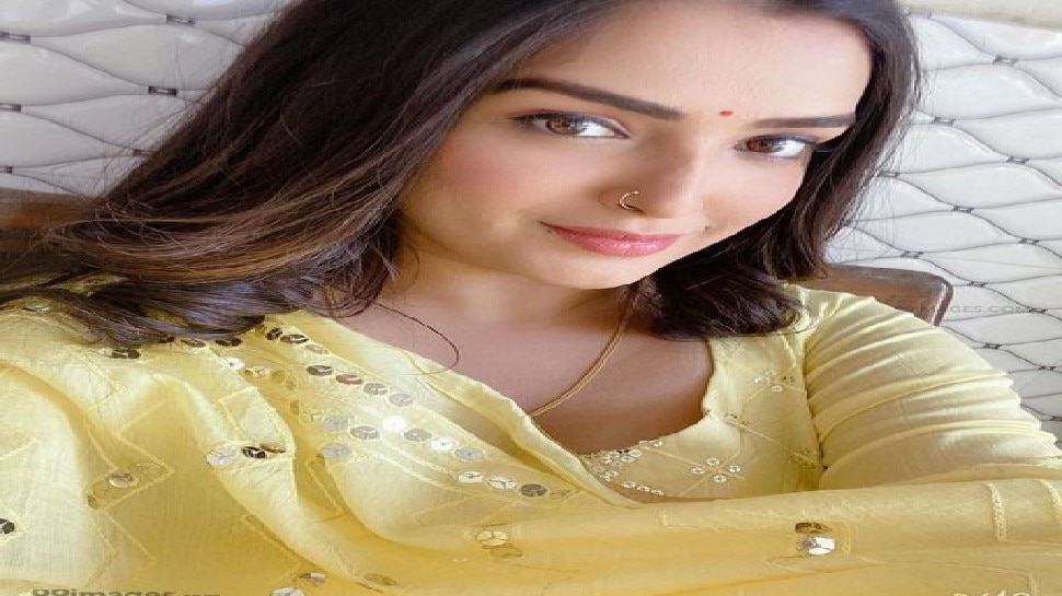 photo gallery bhojpuri actress amrapali dubey looks glamorous watch ...
