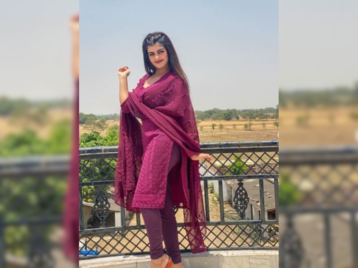 Bhojpuri actress prachi singh share superhot photoshoot on instagram ...