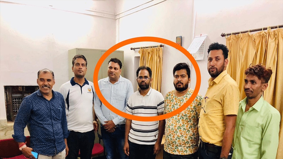 Udaipur ACB traps two officers of Drugs Department red handed taking bribe | उदयपुर ACB ने ...