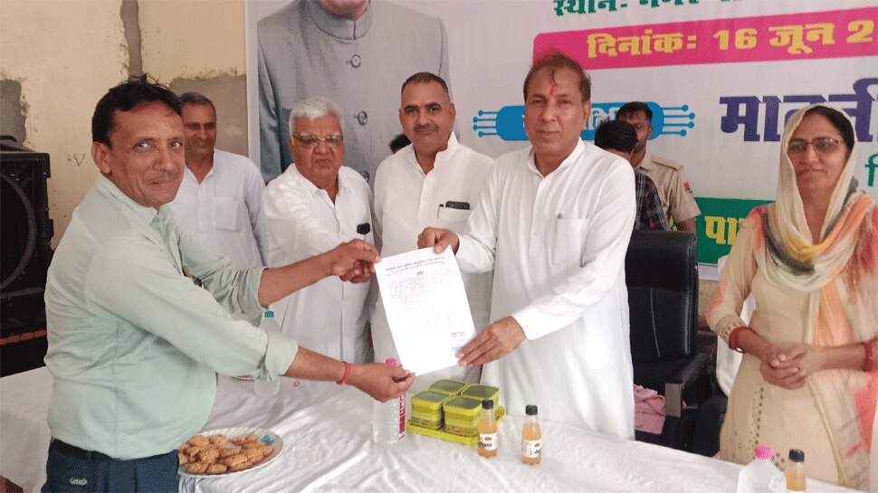 Many beneficiaries were happy to get residential rights in Sadulshahar ...