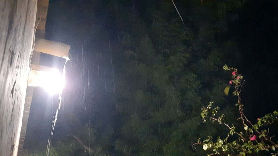 Due to rain in Fatehpur common man got relief from scorching heat ...