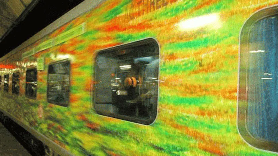 Know difference between 1st AC 2nd AC and 3rd AC coach train in Indian ...