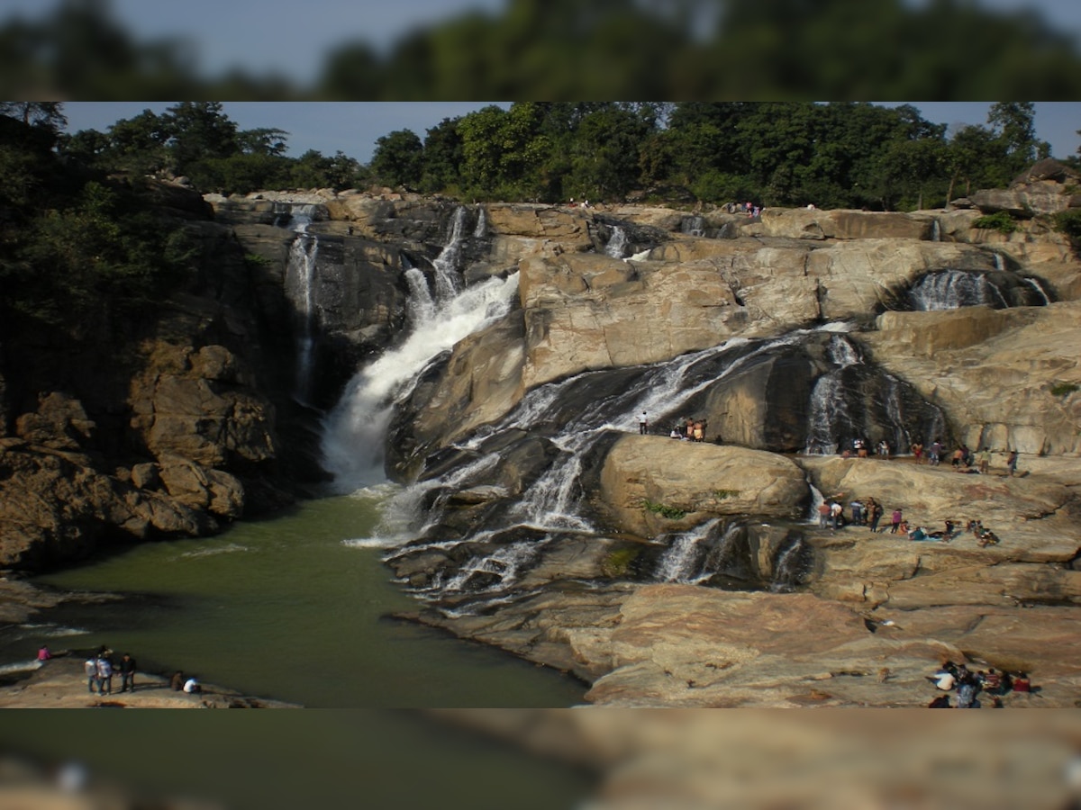 list of must visit waterfalls near ranchi |Waterfalls Near Ranchi: आप ...
