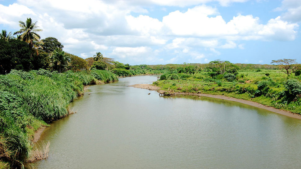 Luni unique river originates from the mountains in rajasthan but never ...