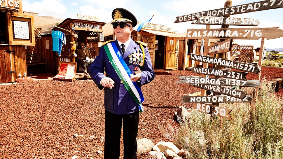 smallest country in the world Republic of Molossia Nevada US Kevin ...