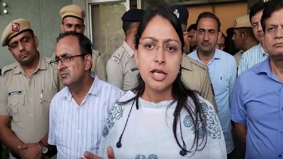 Khedar Plant Controversy manohar governmant bowed in front of Haryana ...