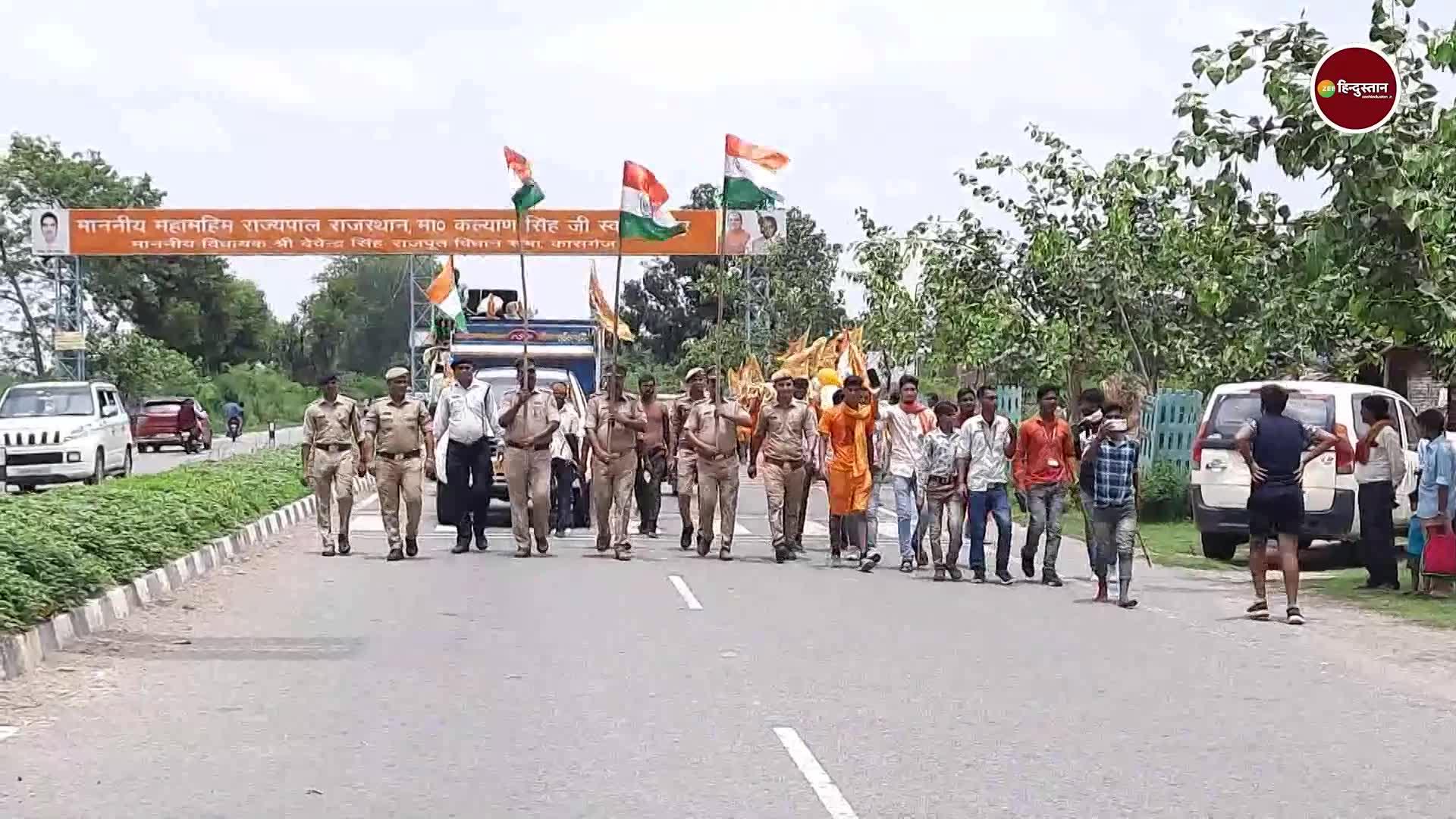 kawad yatra 2022: kasganj kanwar yatra 101 feet long kanwar in sawan ...
