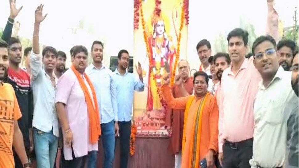 VHP and Bajrang Dal lit 108 lamps on anniversary of Bhoomi Pujan of Ram ...