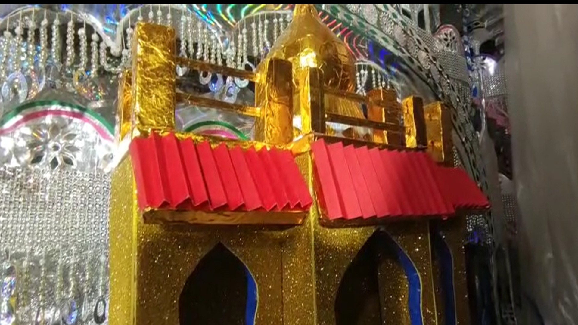 UP Kaushambi Tajia famous in World It is kept in Kiroparna Museum ...