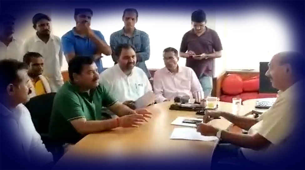 MLA Solanki met the chairman of the high level committee regarding the ...