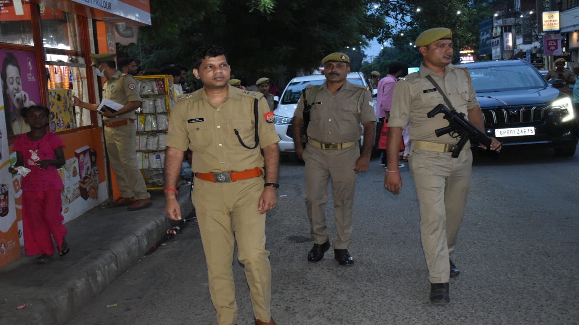 SSP Agra Prabhakar Chaudhary took big action Line appeared to 41 ...
