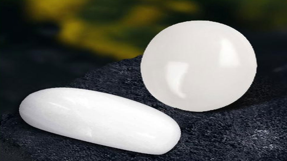 White Coral Gemstone Benefits Safed moonga Learn how to wear | White ...