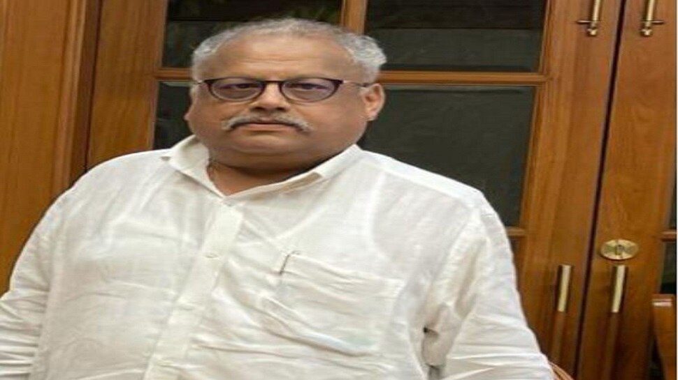 Rakesh Jhunjhunwal Bigbull Of Share Market Passed Away In 62 Years ...