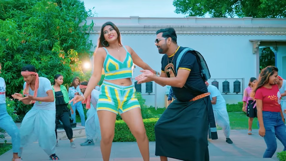 watch latest bhojpuri song naya bhojpuri gana samar singh akanksha ...