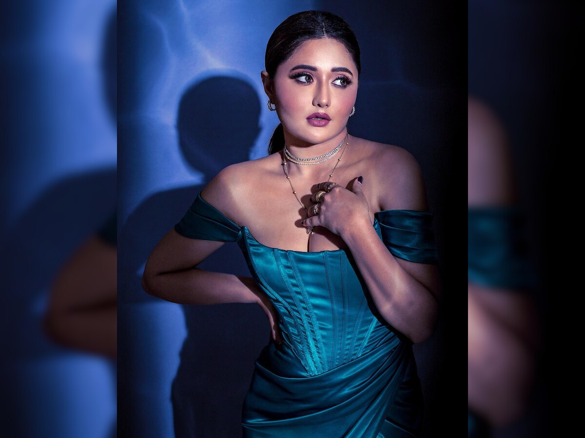 Urvashi Dholakia Archana Puran Singh Sambhavna Seth Rashami Desai Shama ...