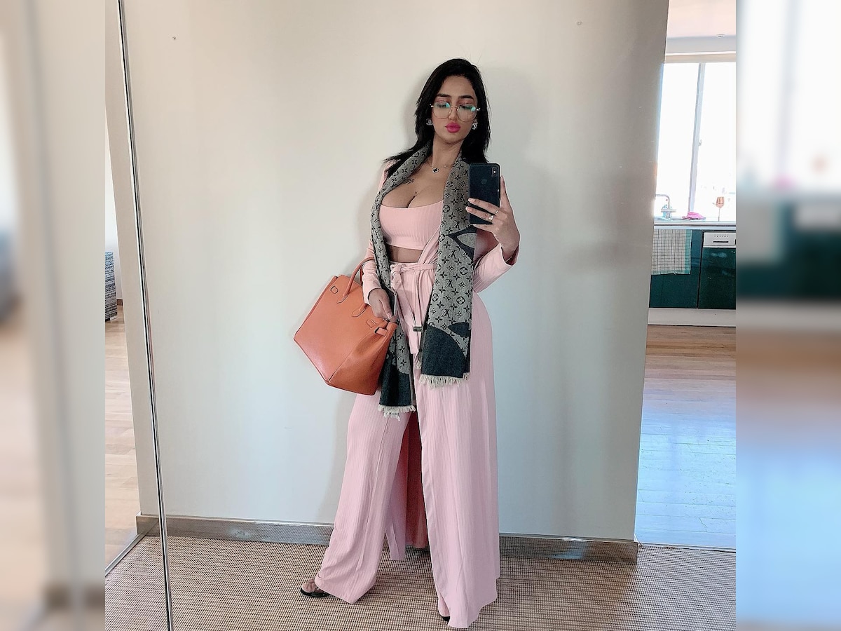 Mathira is the boldest actress of Pakistan hot photos gonna shock you ...