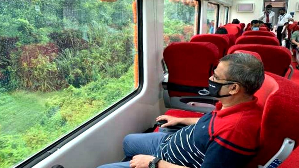 Vistadome coach facility passengers bhopal to jabalpur jan shatabdi express ssmp| रानी कमलापत‍ि ...