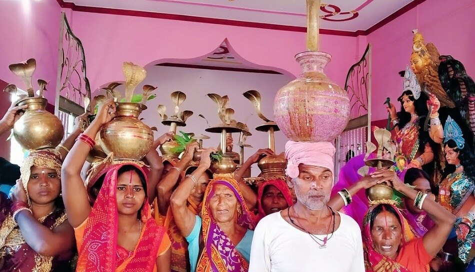 Know the full story of Bihula Vishhari what is the importance of Bari ...