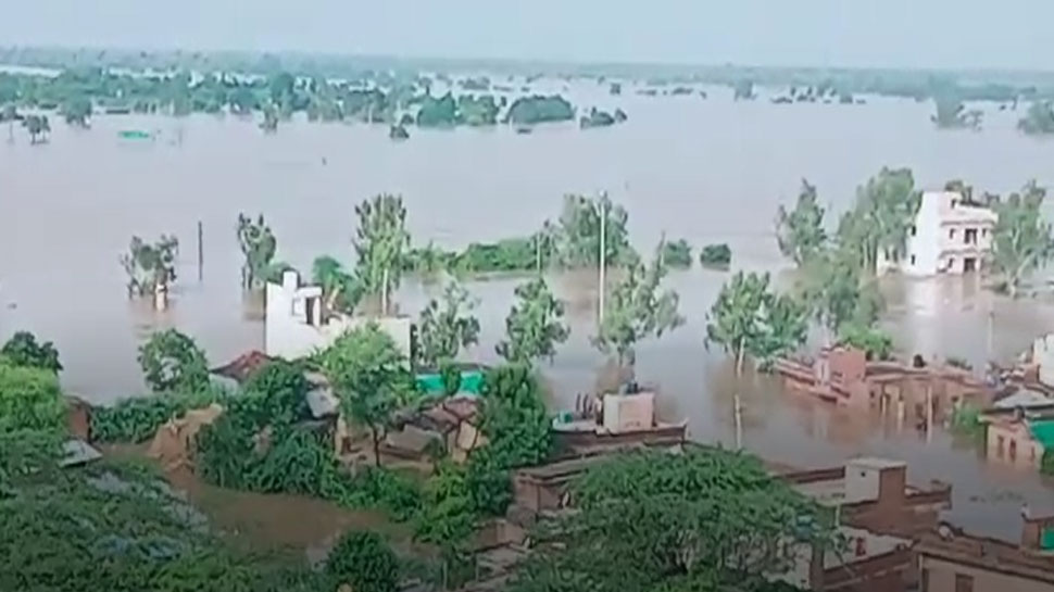 Many Rivers Created Havoc In Rajasthan Flood Like Situation In Itawa Of