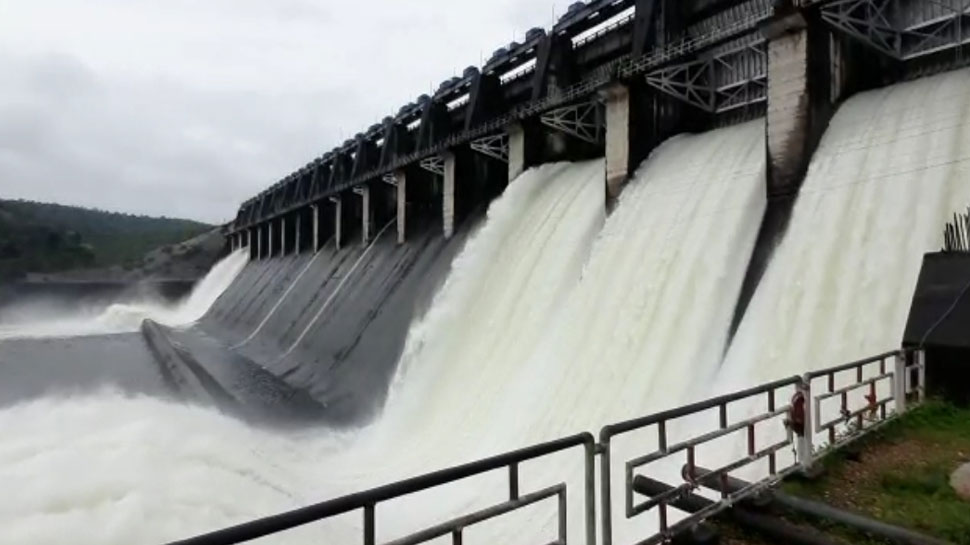 Inflow of water continues in Mahi dam and 6 gates of the dam are open ...