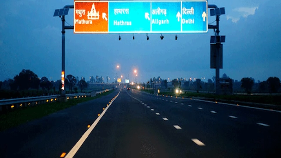 Yamuna Expressway Toll Greater Noida expensive 1 september Passenger ...