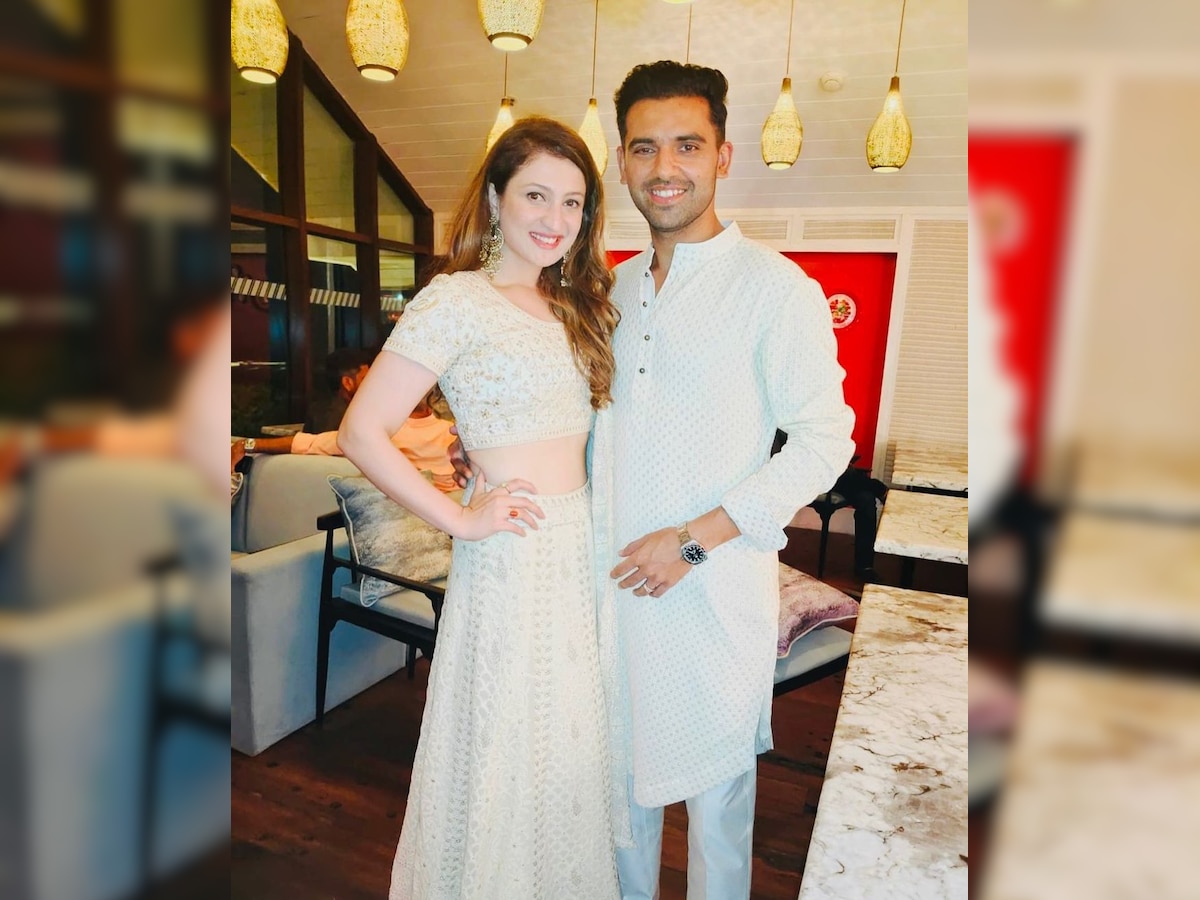 Deepak Chahar and his wife Jaya are very cute see their pictures before ...