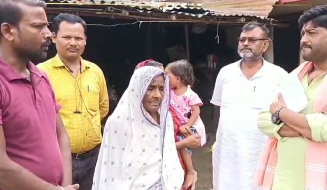 rioters beat up the Dalit family over a land dispute Anju Bala met the ...